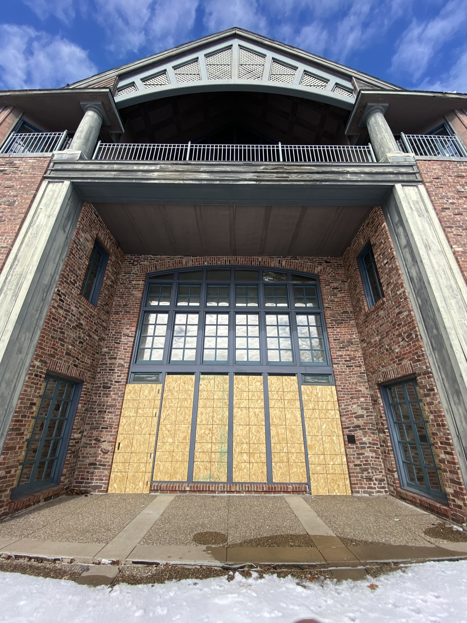 Vandalism, Water Damage Impact Former TCF Headquarters in Wayzata ...